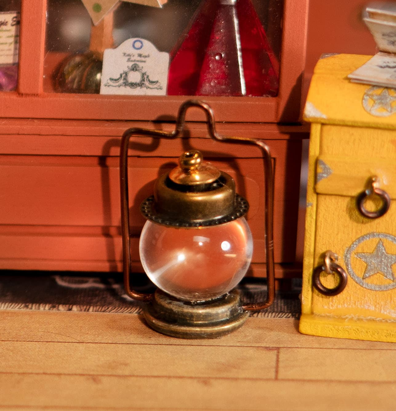 Rolife Kiki's Magic Emporium DIY Miniature House Kit DG155 - Rolife